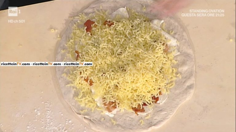 La prova del cuoco | Ricetta pizza fiocco con patate e pancetta ...