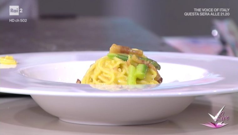 Detto Fatto | Ricetta carbonara agli asparagi di Tommaso Arrigoni Detto Fatto | Ricetta carbonara agli asparagi di Tommaso Arrigoni