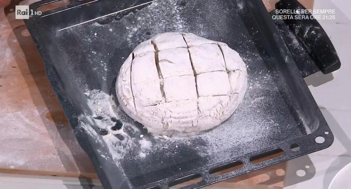 É sempre mezzogiorno | Ricetta pane al burro d'erbe di Fulvio Marino