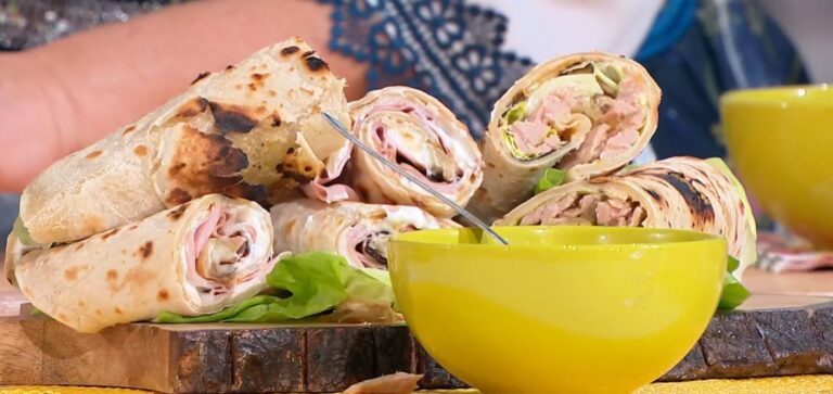 É sempre mezzogiorno | Ricetta rotolo di piadina di zia Cri