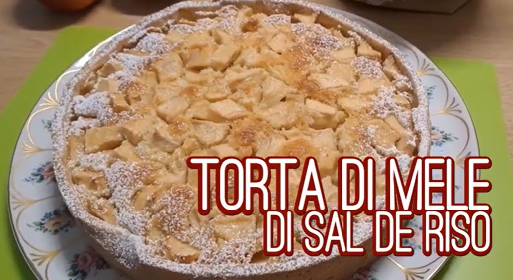La ricetta della torta di mele di Sal De Riso | Video